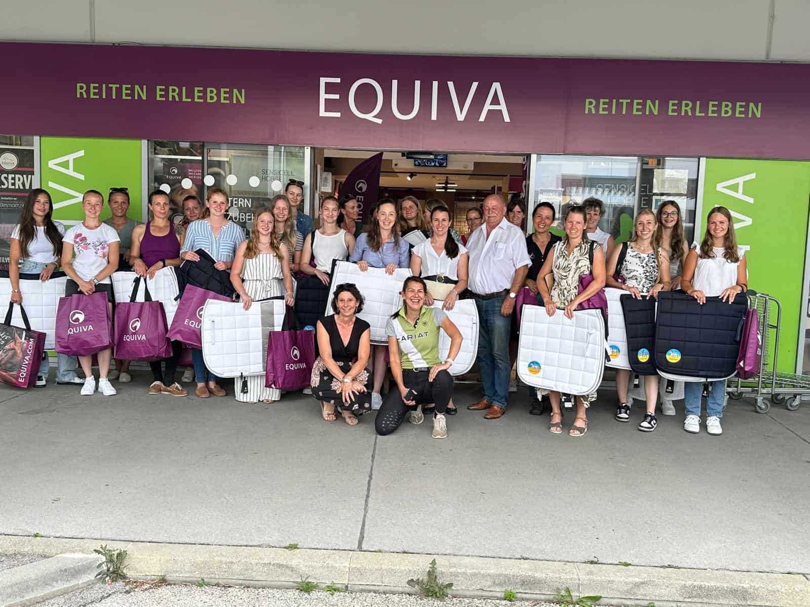 NÖ Dressurkader top ausgestattet von Equiva und Cavallo ...